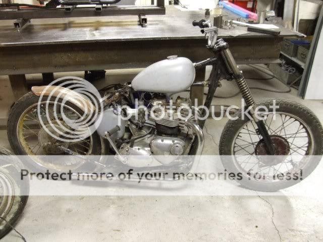 Triumph Unit engine in pre unit frame | Jockey Journal Forum